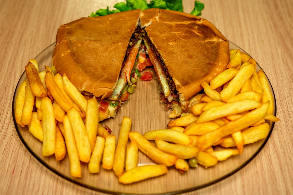 X- Salada Com Fritas - Ponto Certo | Peça ClubFood