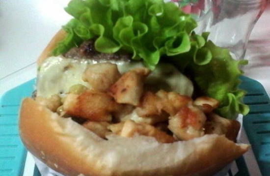 X-Frango - Bavária Lanches | Peça ClubFood